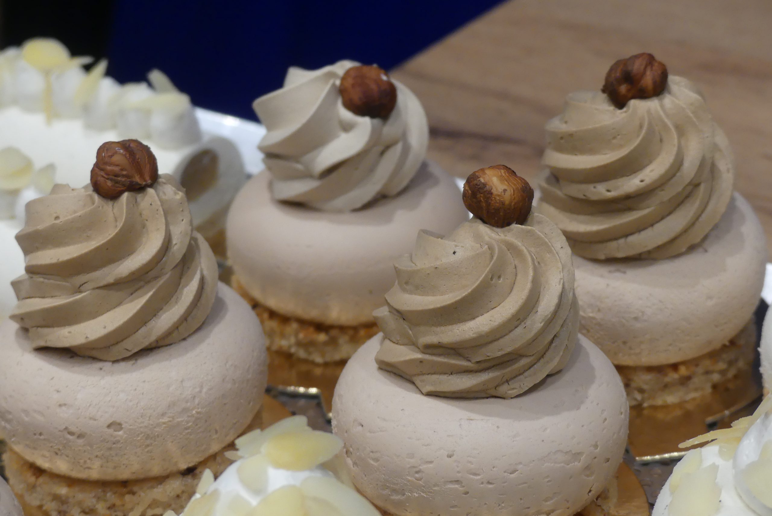 Info Tours | [En vitrine] Une pâtisserie 100% vegan veut régaler la Rue ...